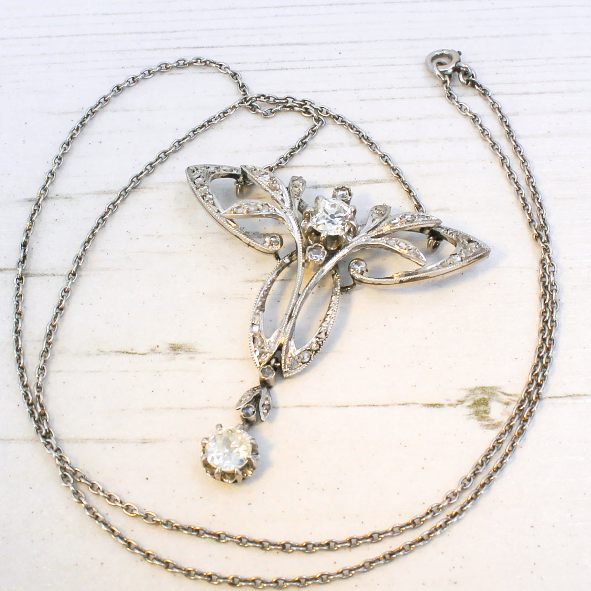 Art Nouveau 1.90 Carat Old Cut Diamond Pendant, circa 1915